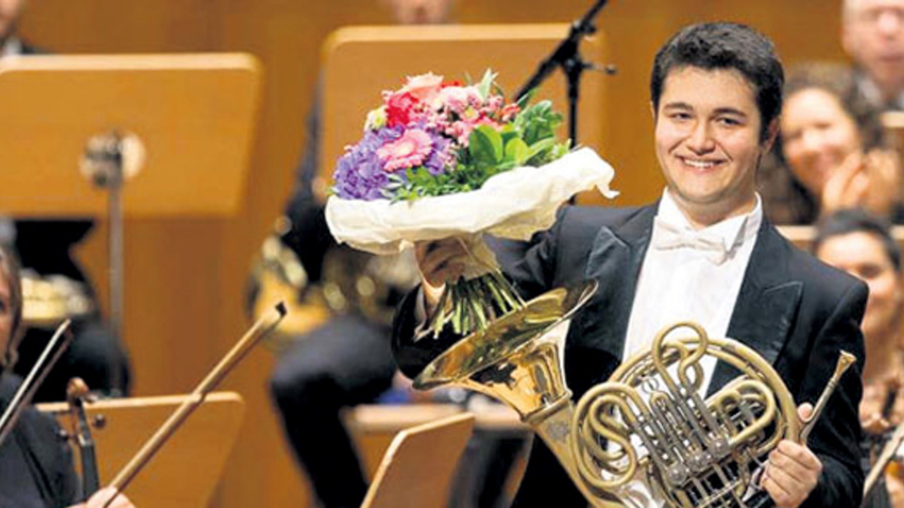 Genç sanatçı Bora Demir'den göğsümüzü kabartan başarı - F5Haber